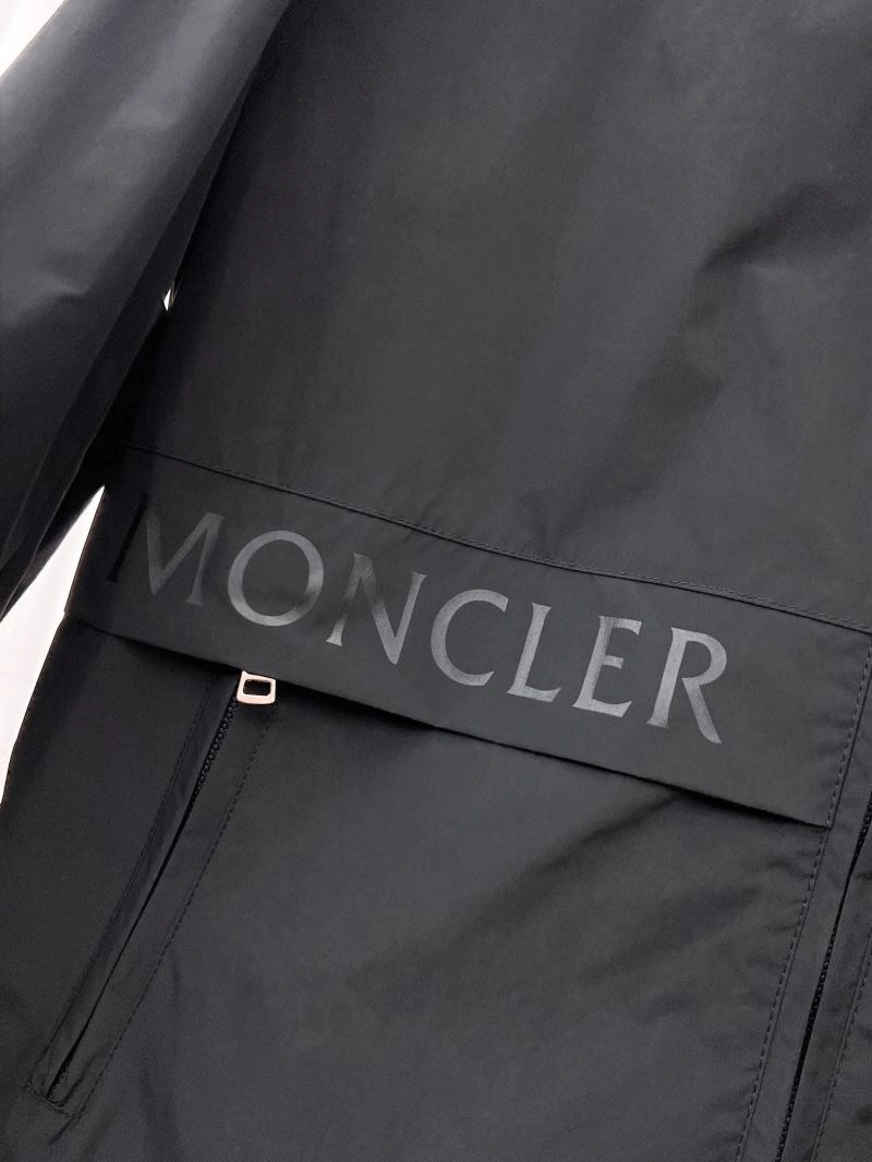 Bargain Moncler Outwear