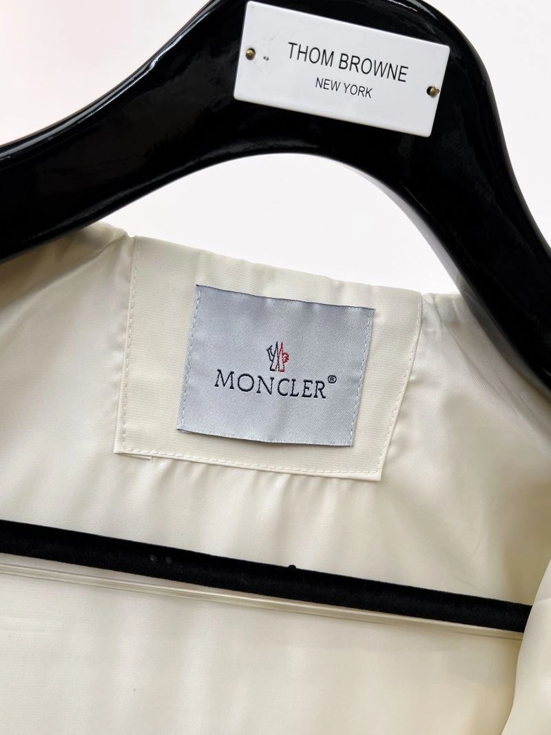 Discounted Moncler Outwear