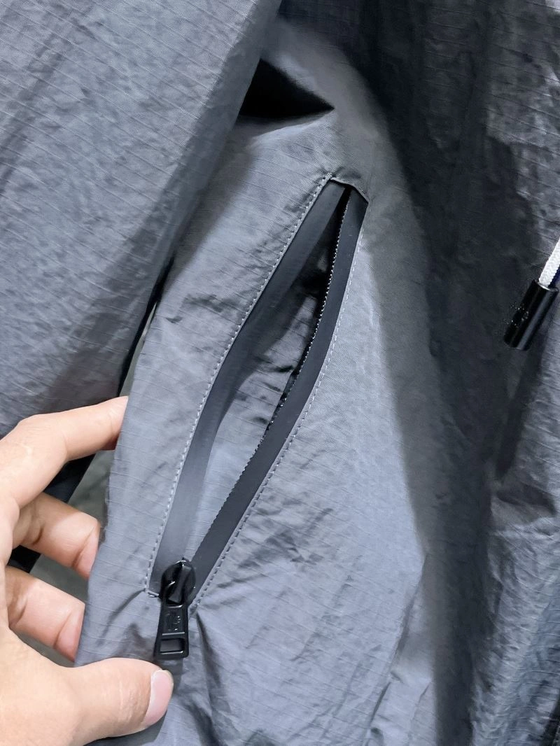 Inexpensive Moncler Outwear