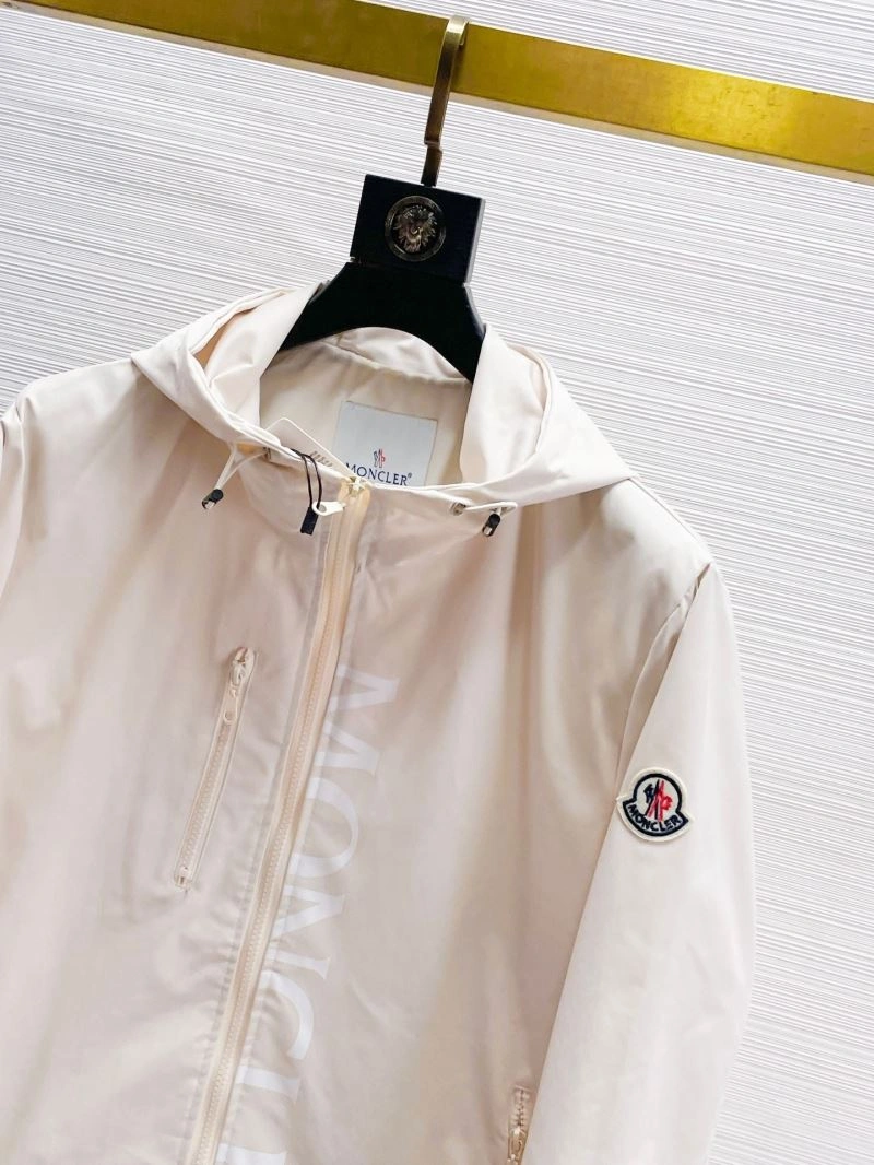 Accurate model Moncler Outwear