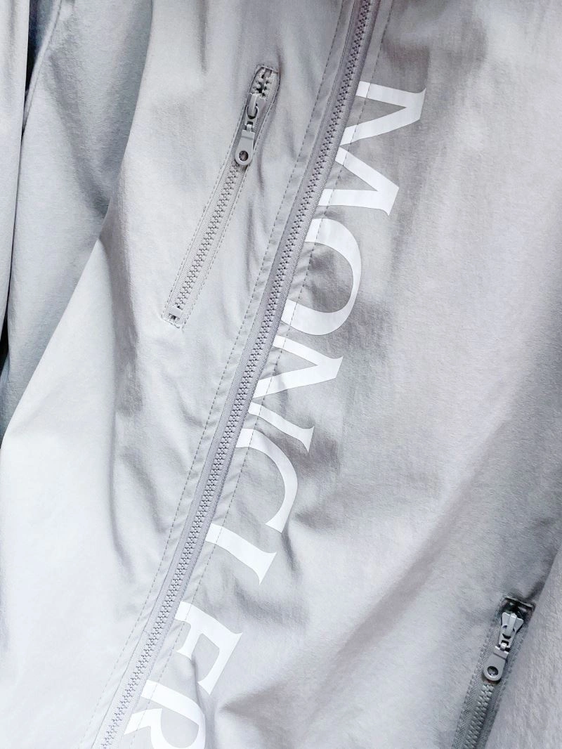 Low-cost Moncler Outwear