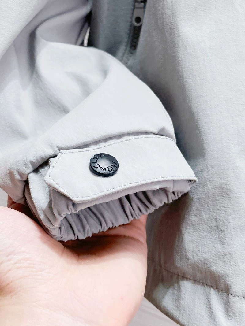 Low-cost Moncler Outwear