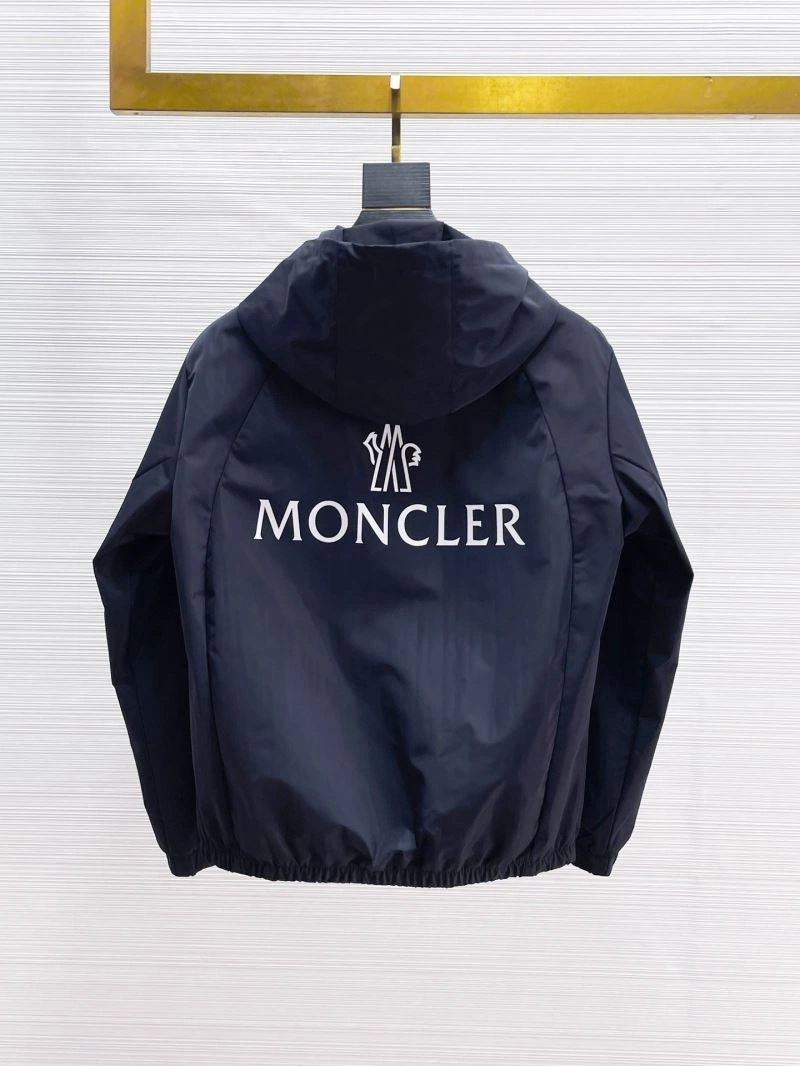 High fidelity Moncler Outwear
