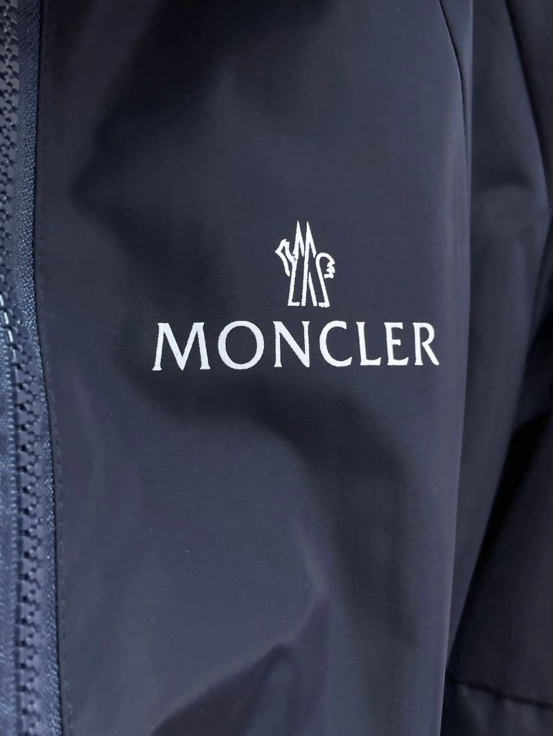 High fidelity Moncler Outwear