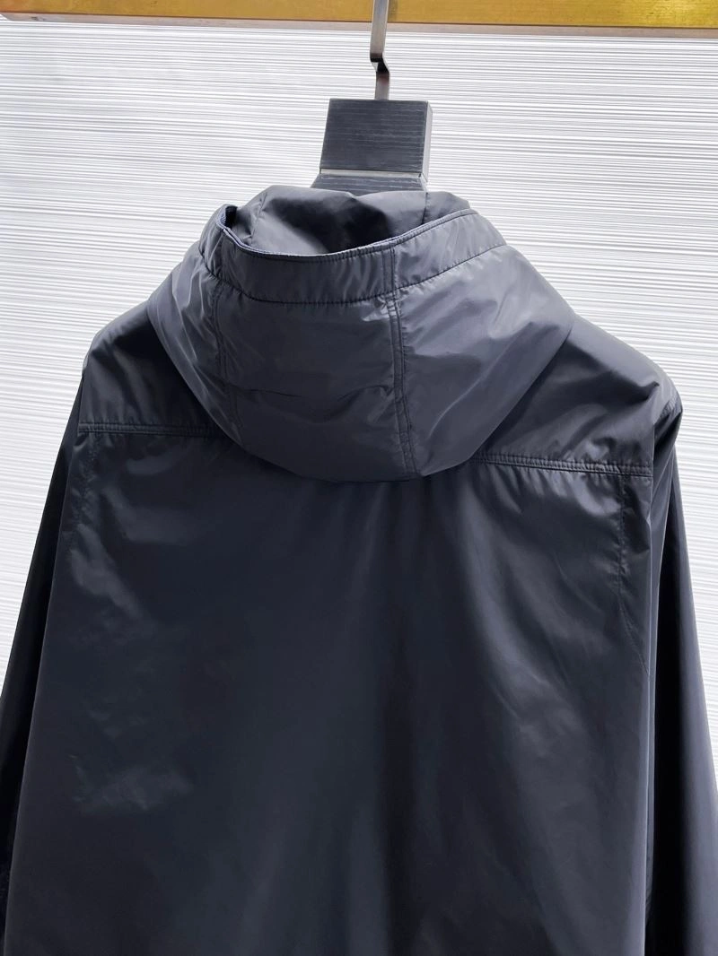 Precise copy Moncler Outwear