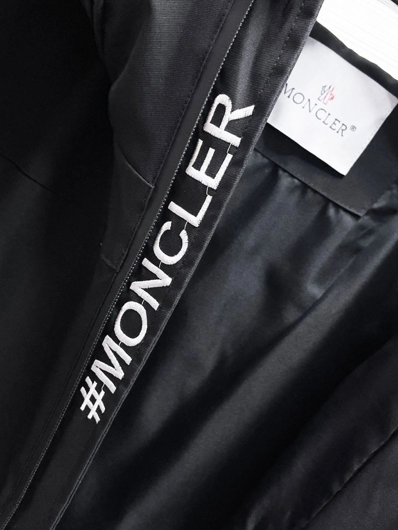 Top mirror Moncler Outwear