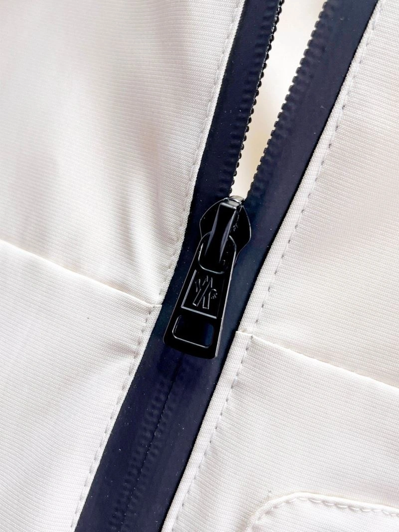 Top mirror Moncler Outwear