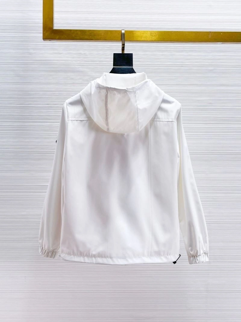 Legit Moncler Outwear