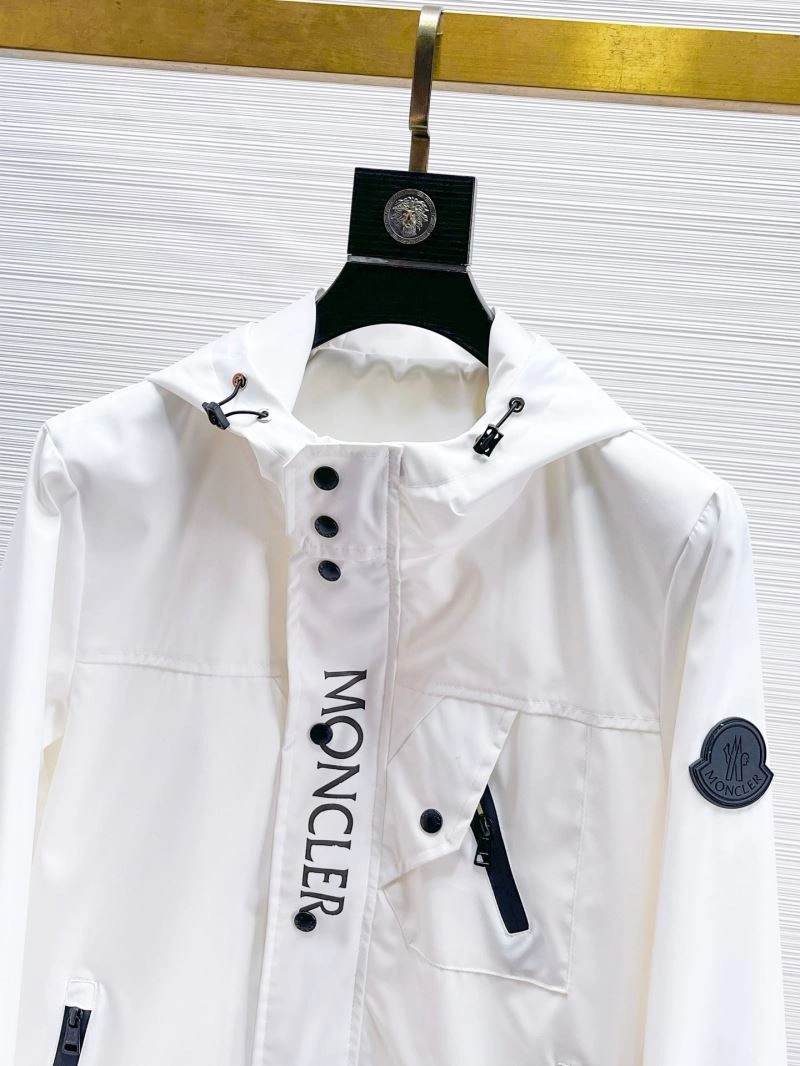 Legit Moncler Outwear