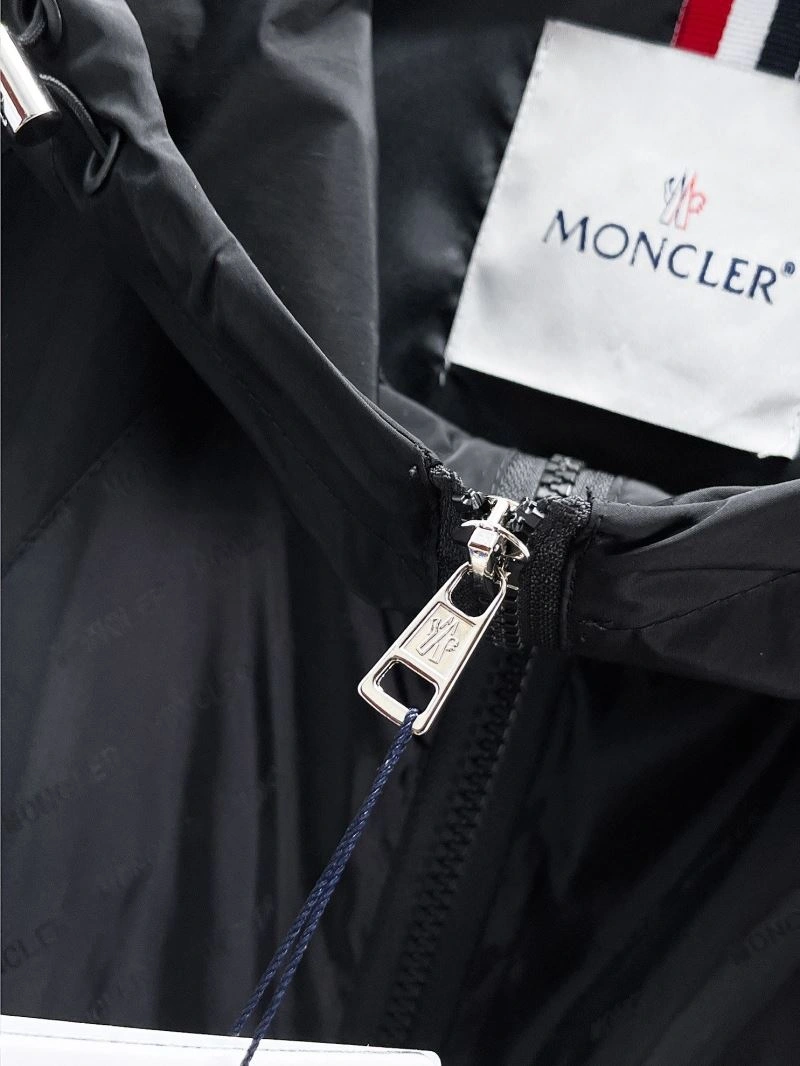 Precise copy Moncler Outwear