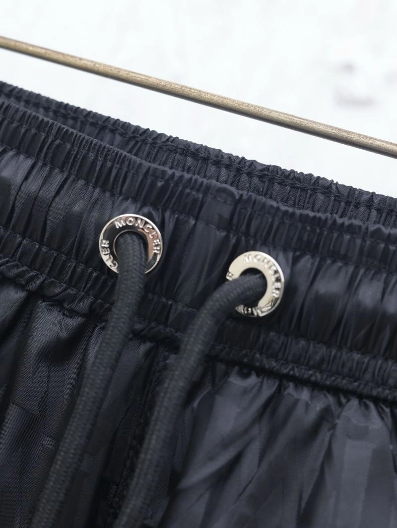 Indistinguishable Moncler Short Pants