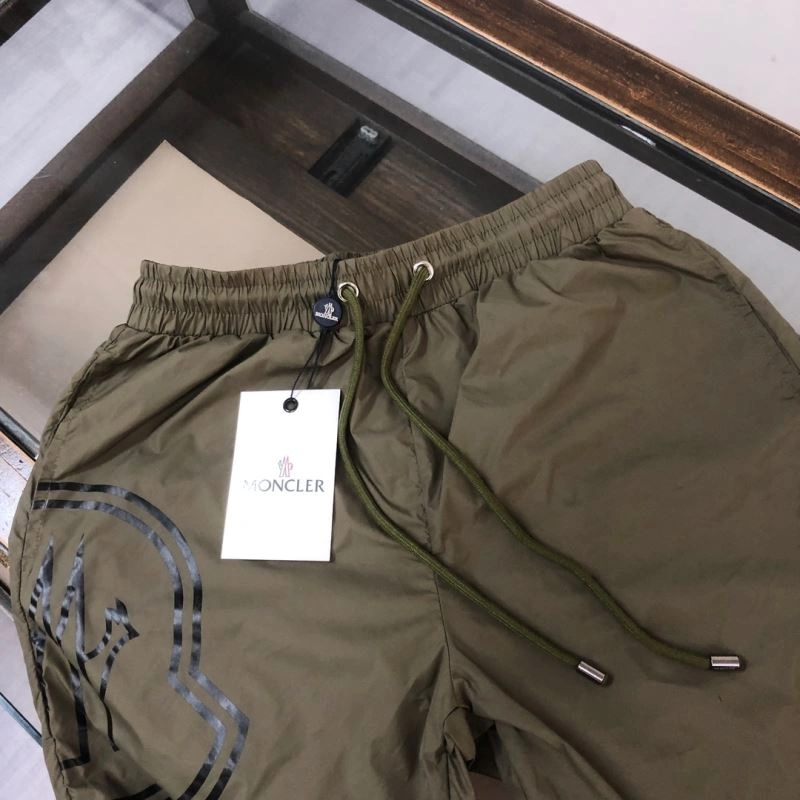 Bargain Moncler Short Pants