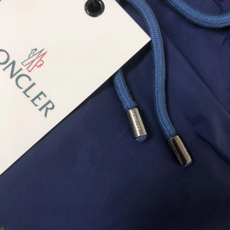 Brand-authenticated Moncler Short Pants
