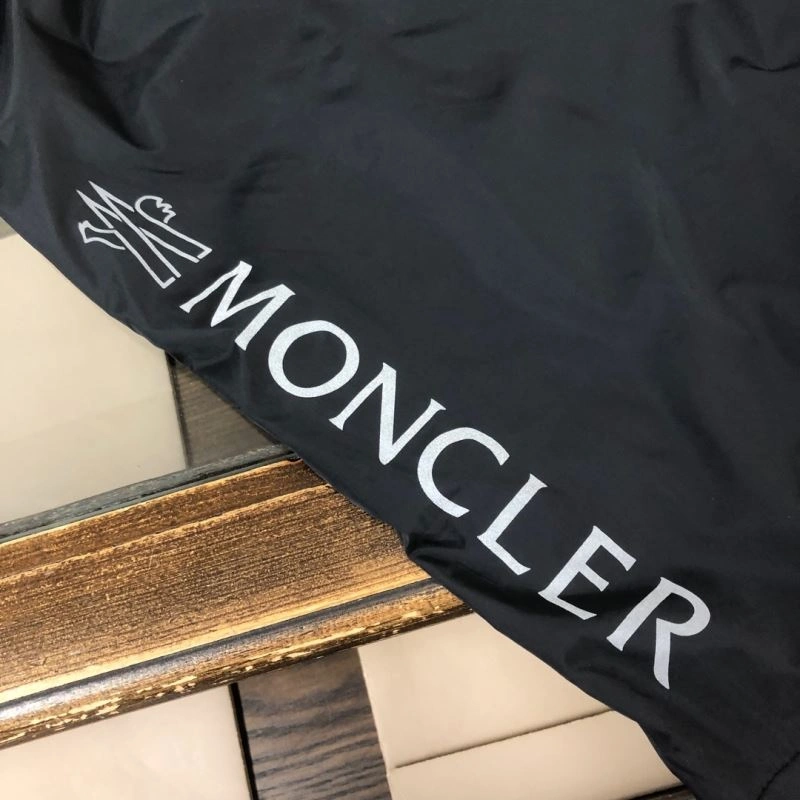 Discounted Moncler Short Pants