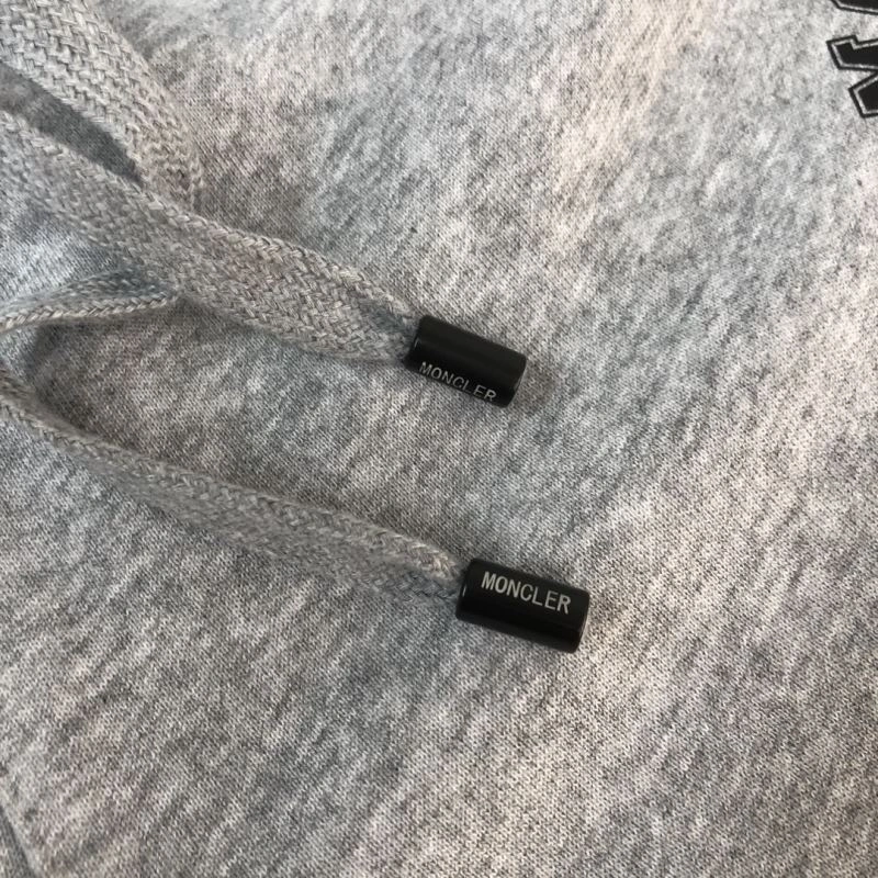 Indistinguishable Moncler Short Pants