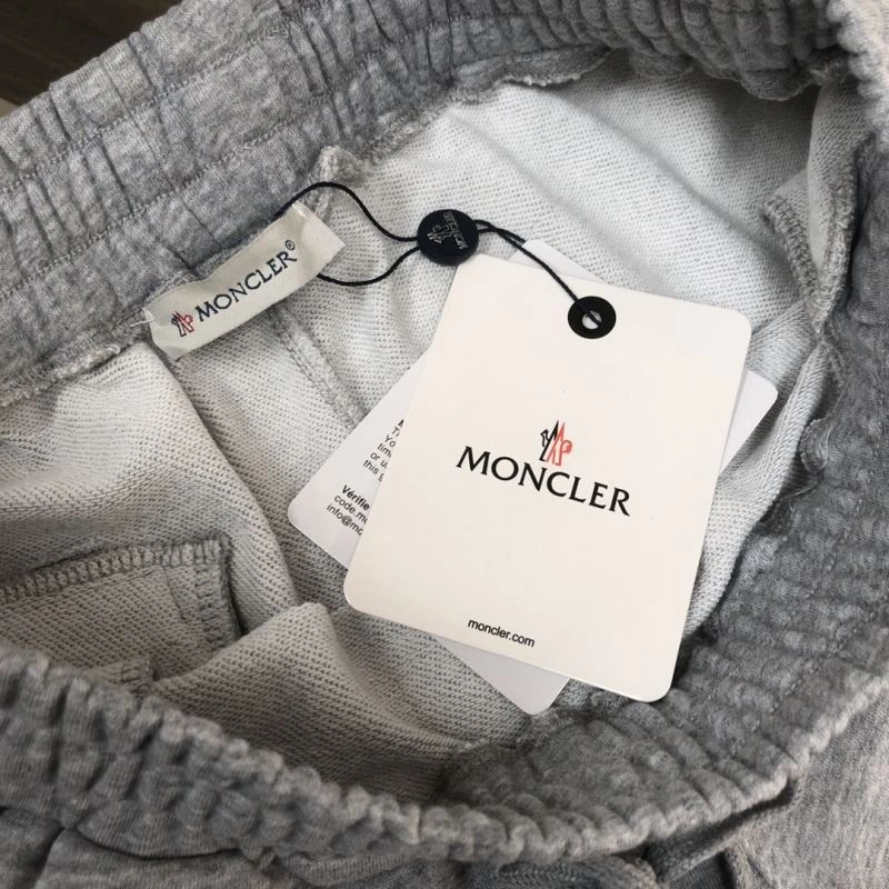 Accurate model Moncler Short Pants