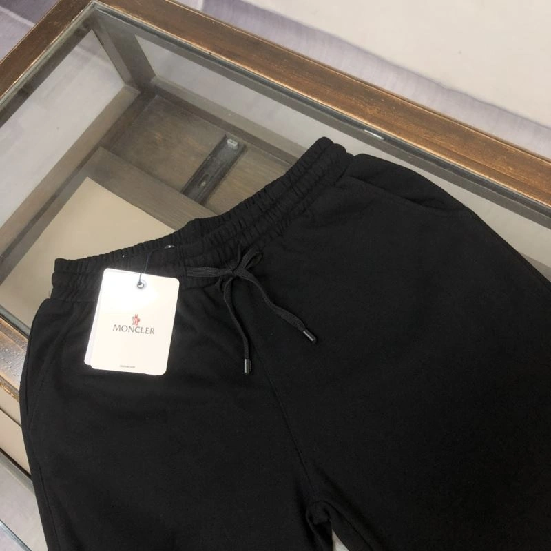 Factory-made Moncler Short Pants
