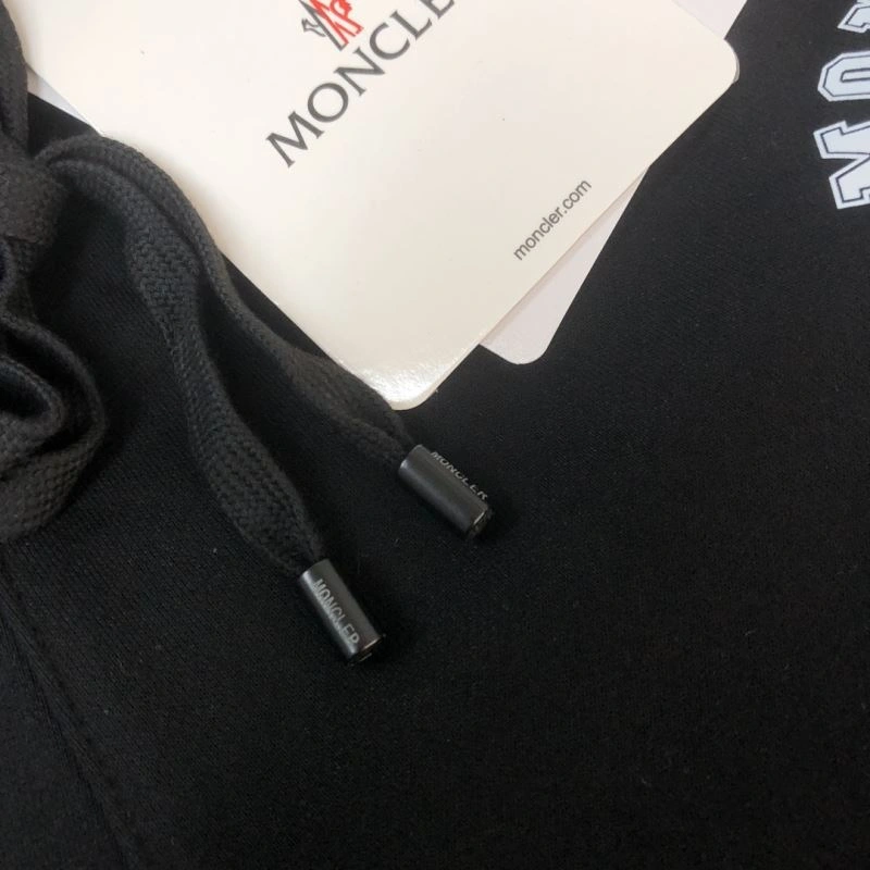 Bargain Moncler Short Pants