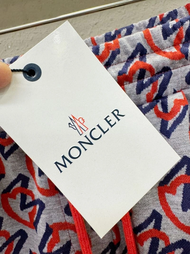 Indistinguishable Moncler Short Pants