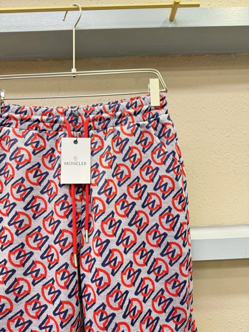 Indistinguishable Moncler Short Pants