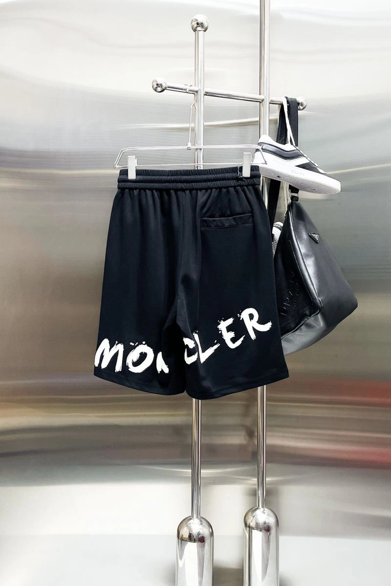 Brand-authenticated Moncler Short Pants