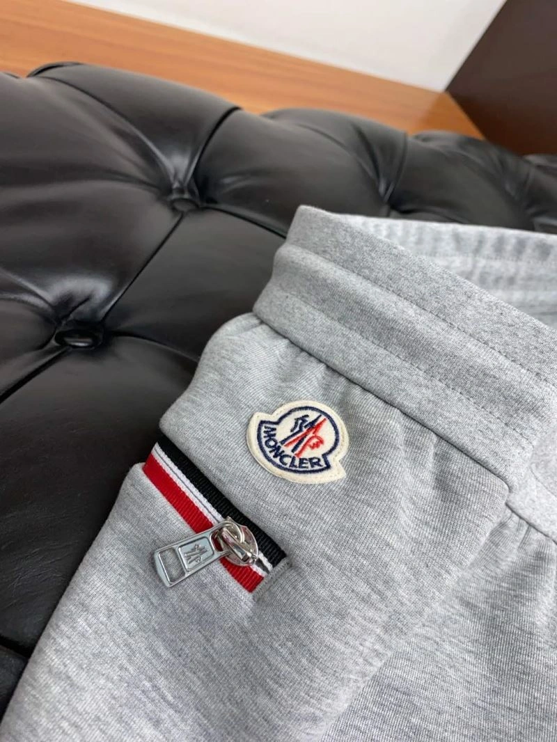 Cut-rate Moncler Short Pants