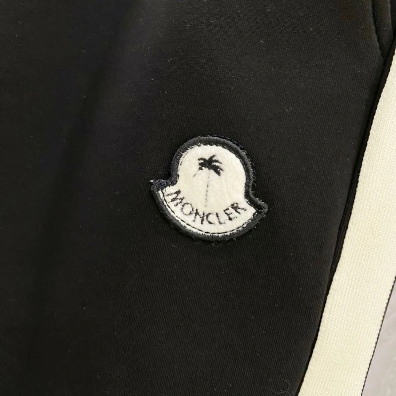 Indistinguishable Moncler Short Pants