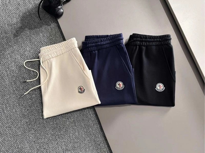 Accurate model Moncler Short Pants