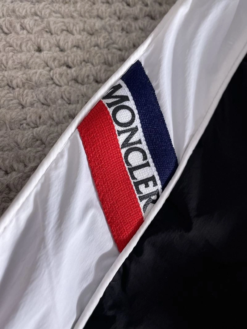 Legit Moncler Short Pants
