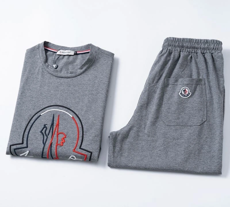High accuracy Moncler Short Suits