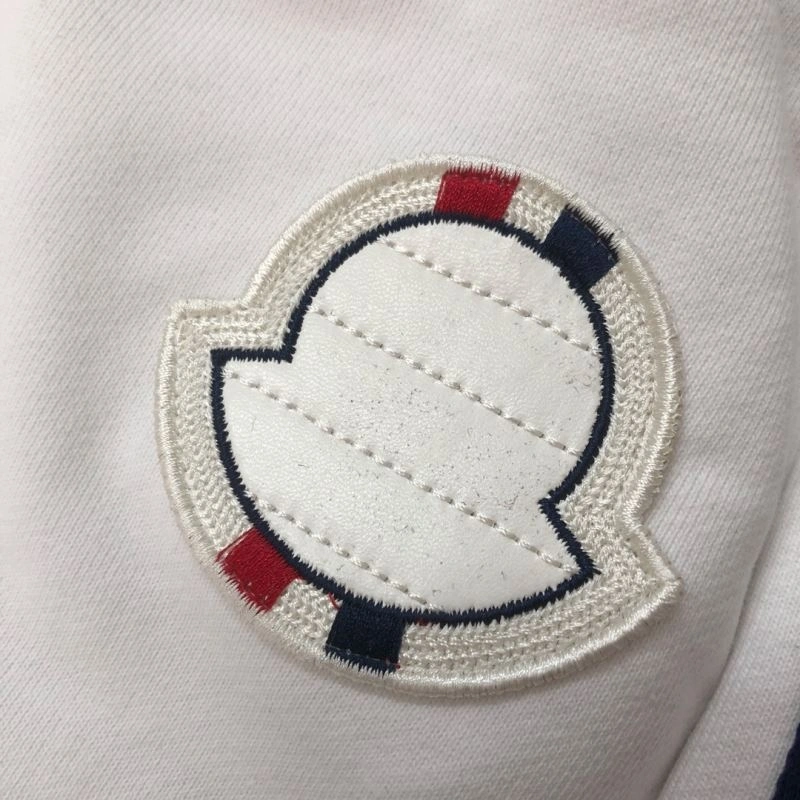 Inexpensive Moncler Short Suits