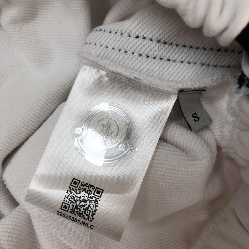 Inexpensive Moncler Short Suits