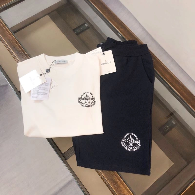 Indistinguishable Moncler Short Suits