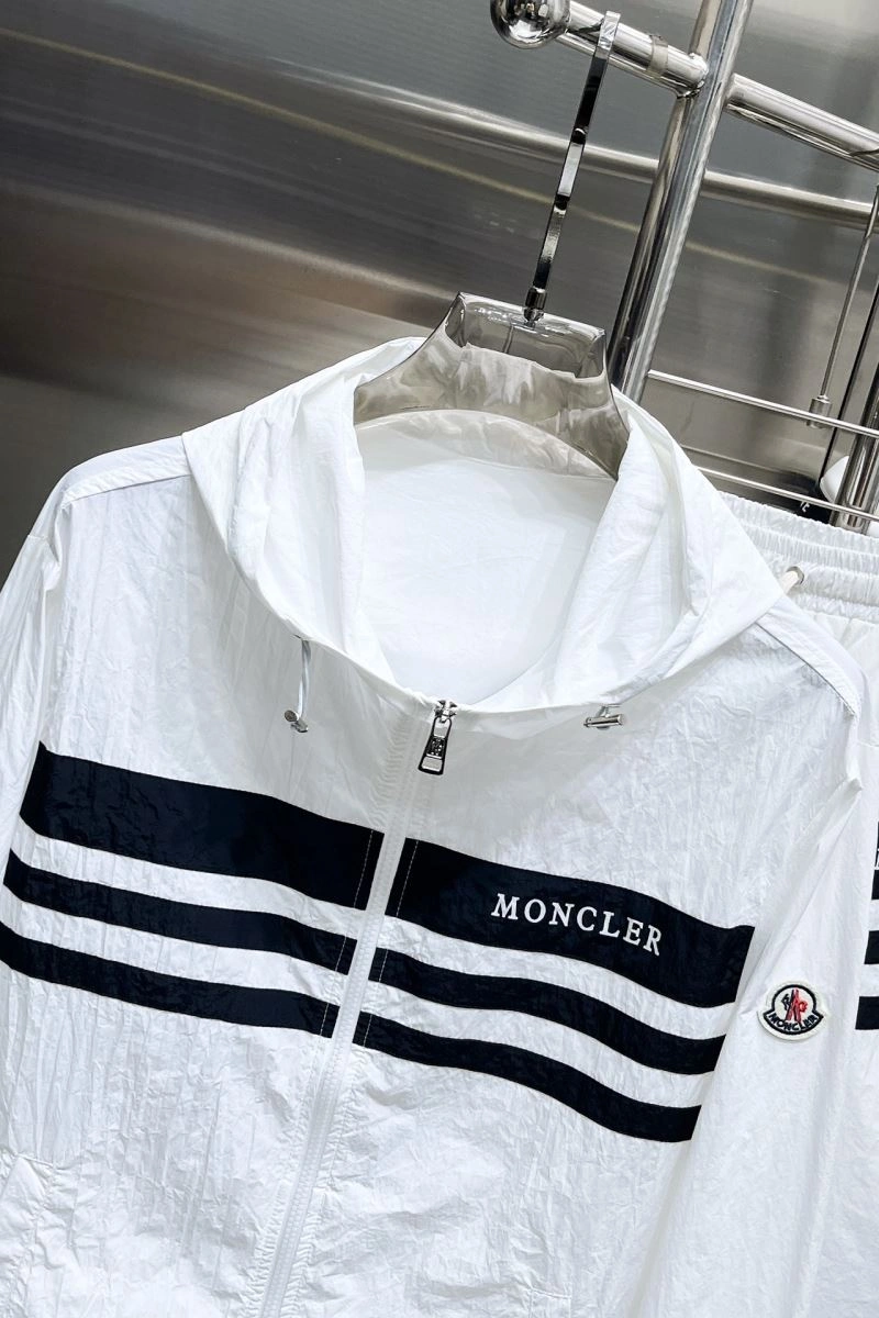 Low-cost Moncler Short Suits