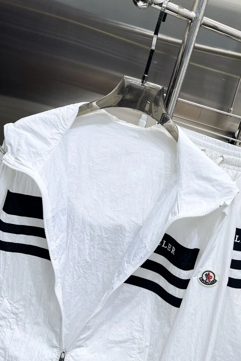 Low-cost Moncler Short Suits
