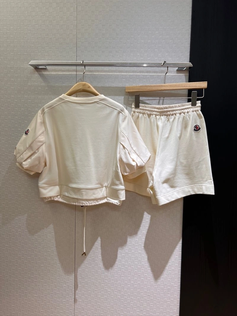 Top mirror Moncler Short Suits