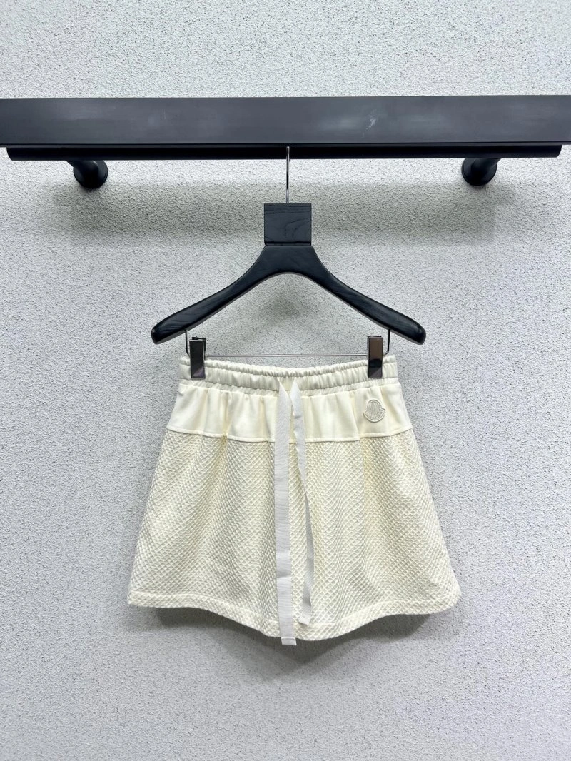 Indistinguishable Moncler Short Suits