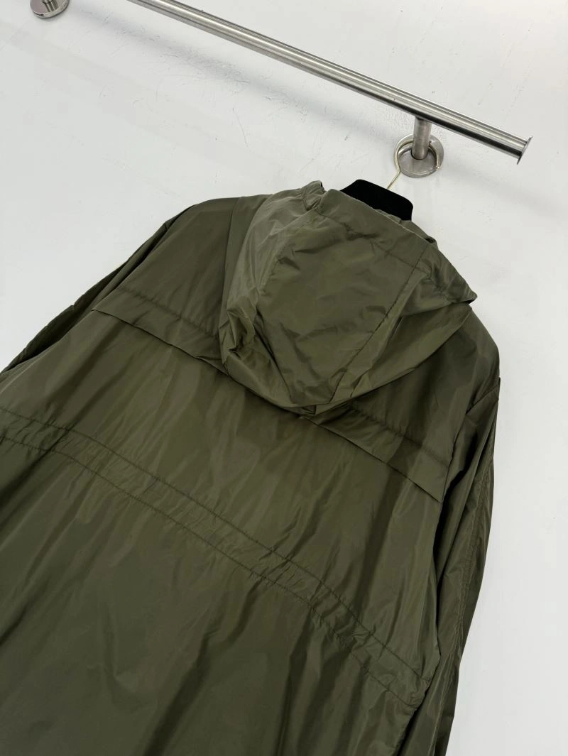 Real Moncler Sunscreen Jacket