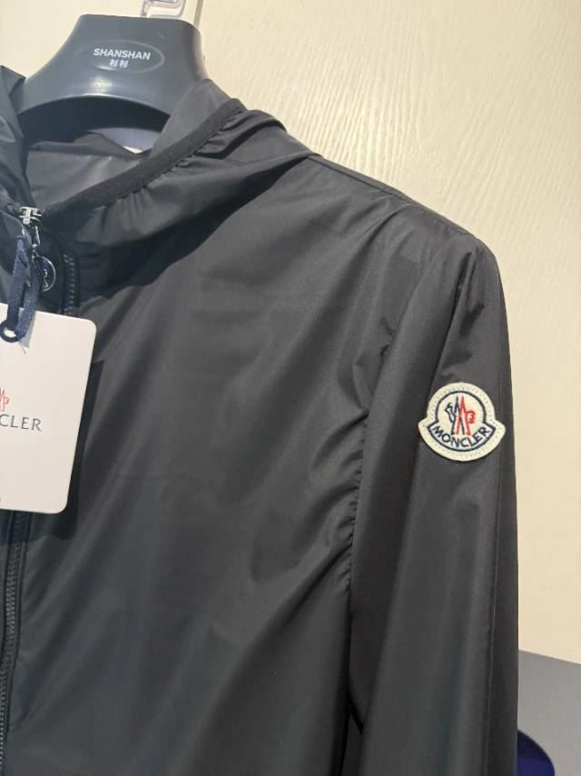 Cut-rate Moncler Sunscreen Jacket