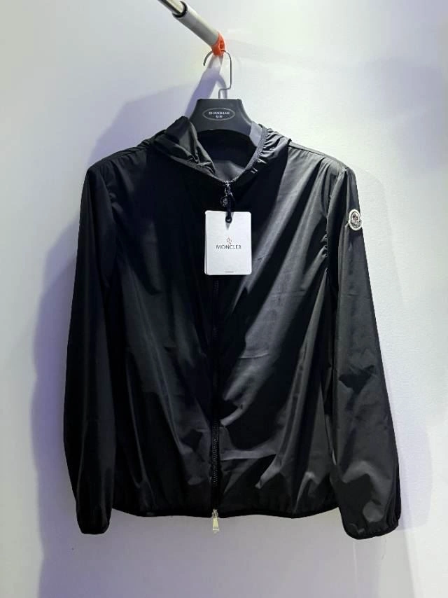Cut-rate Moncler Sunscreen Jacket