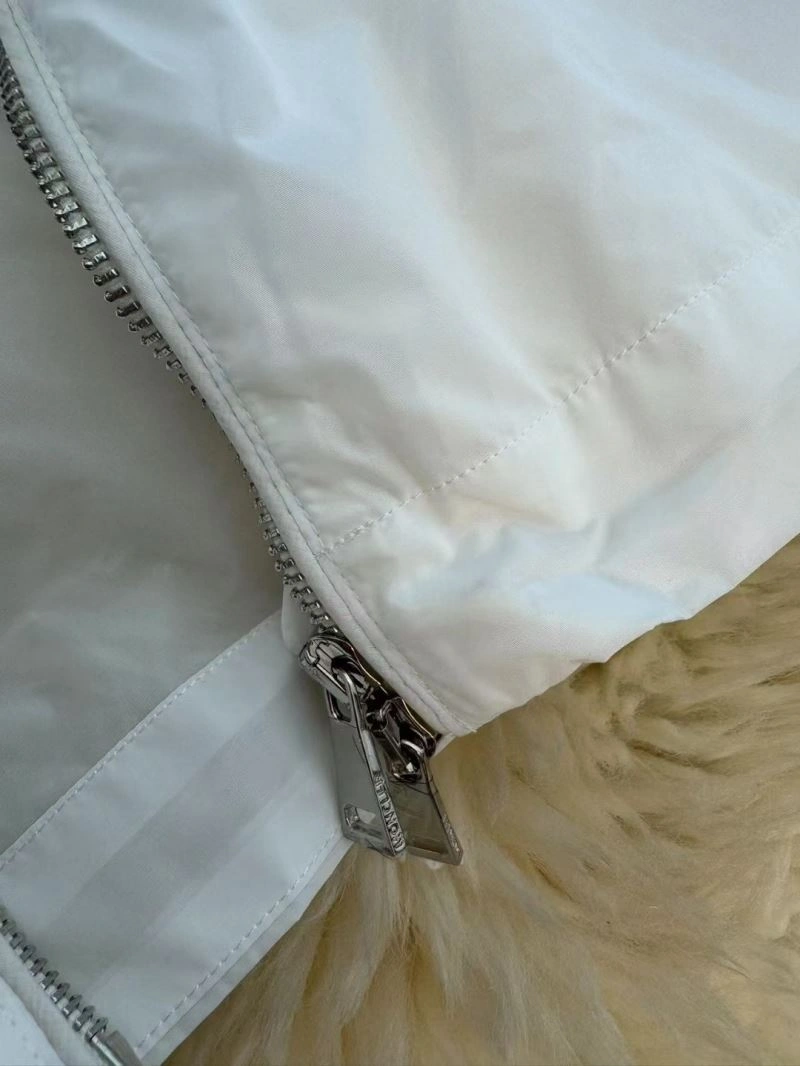 Bargain Moncler Sunscreen Jacket