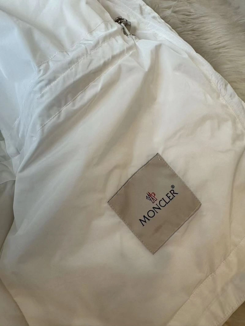 Bargain Moncler Sunscreen Jacket