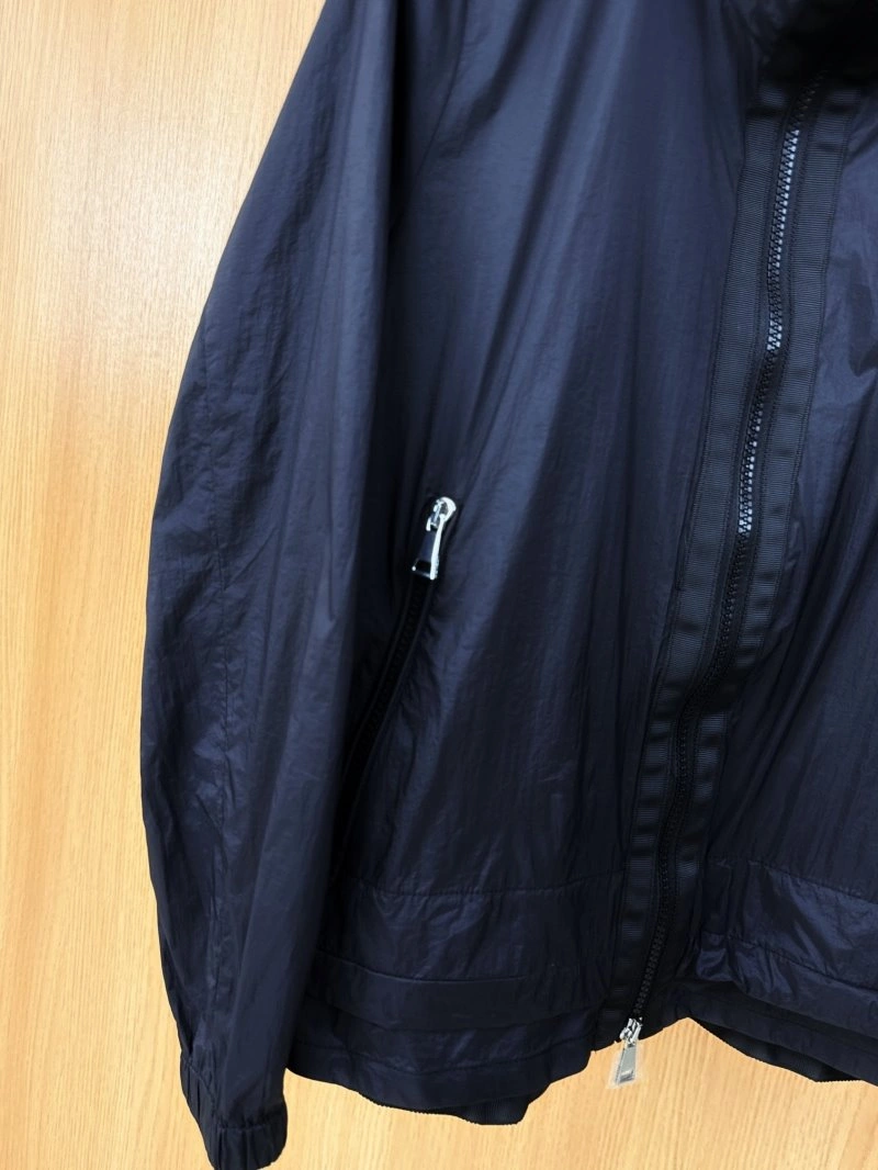 Bargain Moncler Sunscreen Jacket