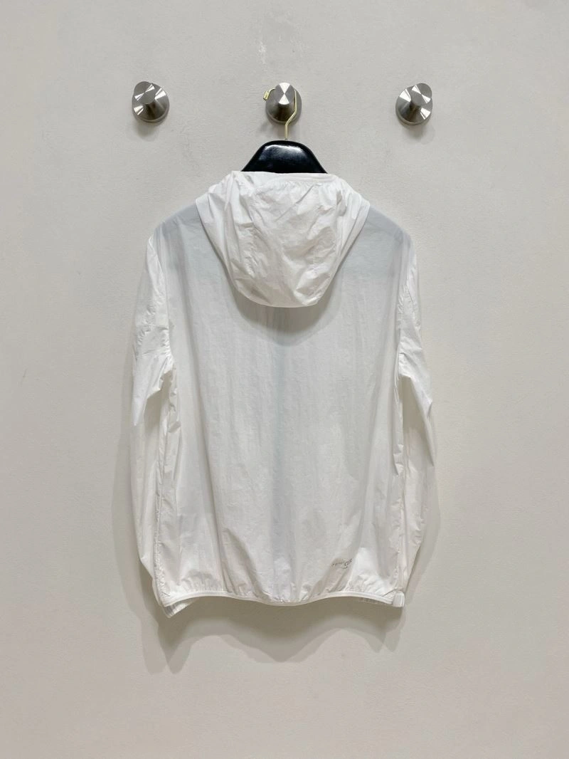 Indistinguishable Moncler Sunscreen Jacket
