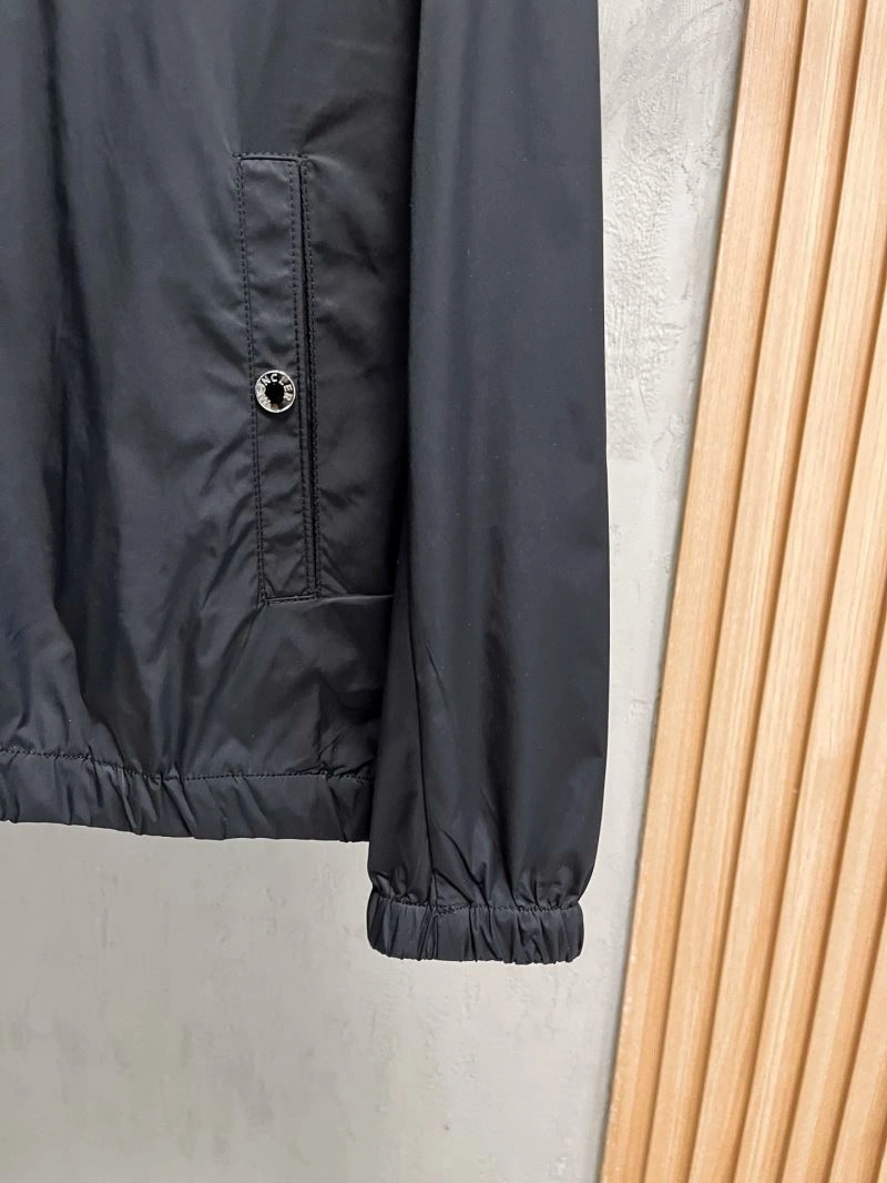 Indistinguishable Moncler Sunscreen Jacket