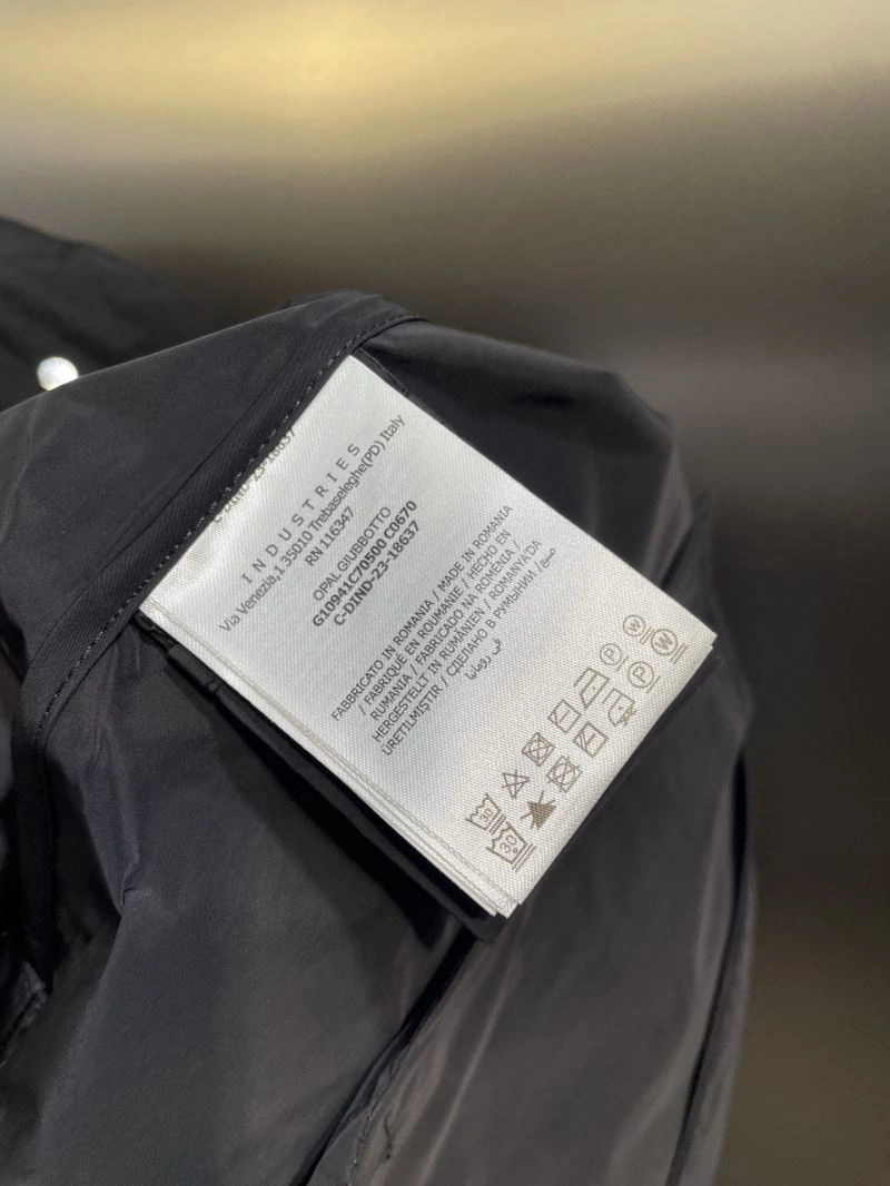 Cut-rate Moncler Sunscreen Jacket