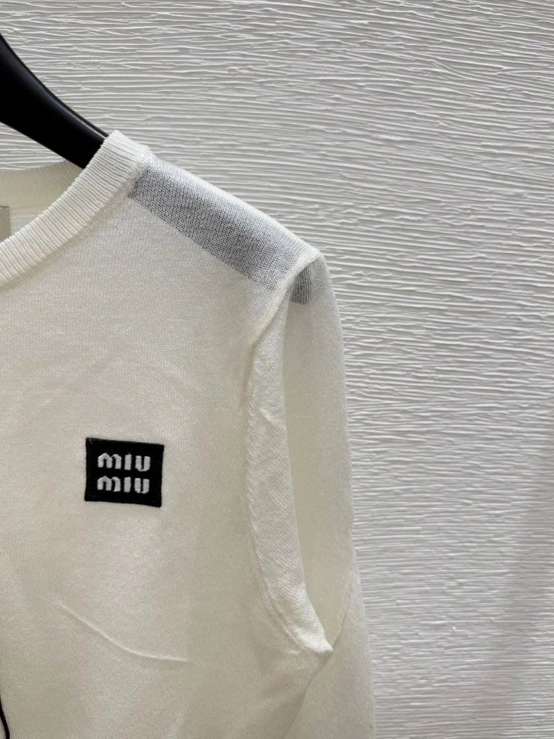 Indistinguishable Moncler Sweaters