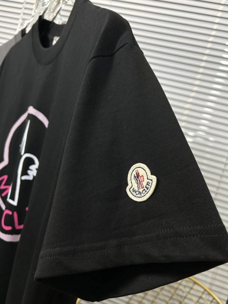 Inexpensive Moncler T-Shirts