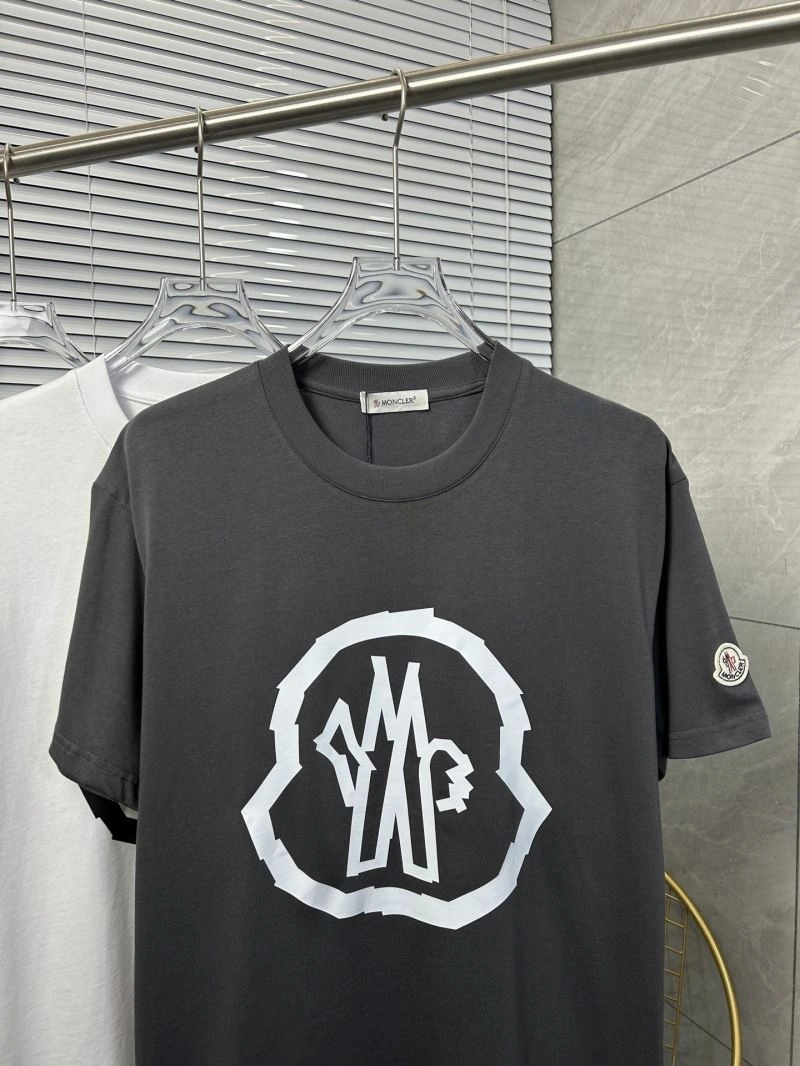 Cut-rate Moncler T-Shirts