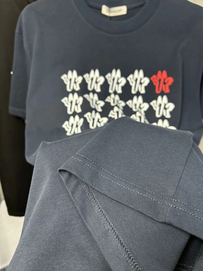 Brand-authenticated Moncler T-Shirts